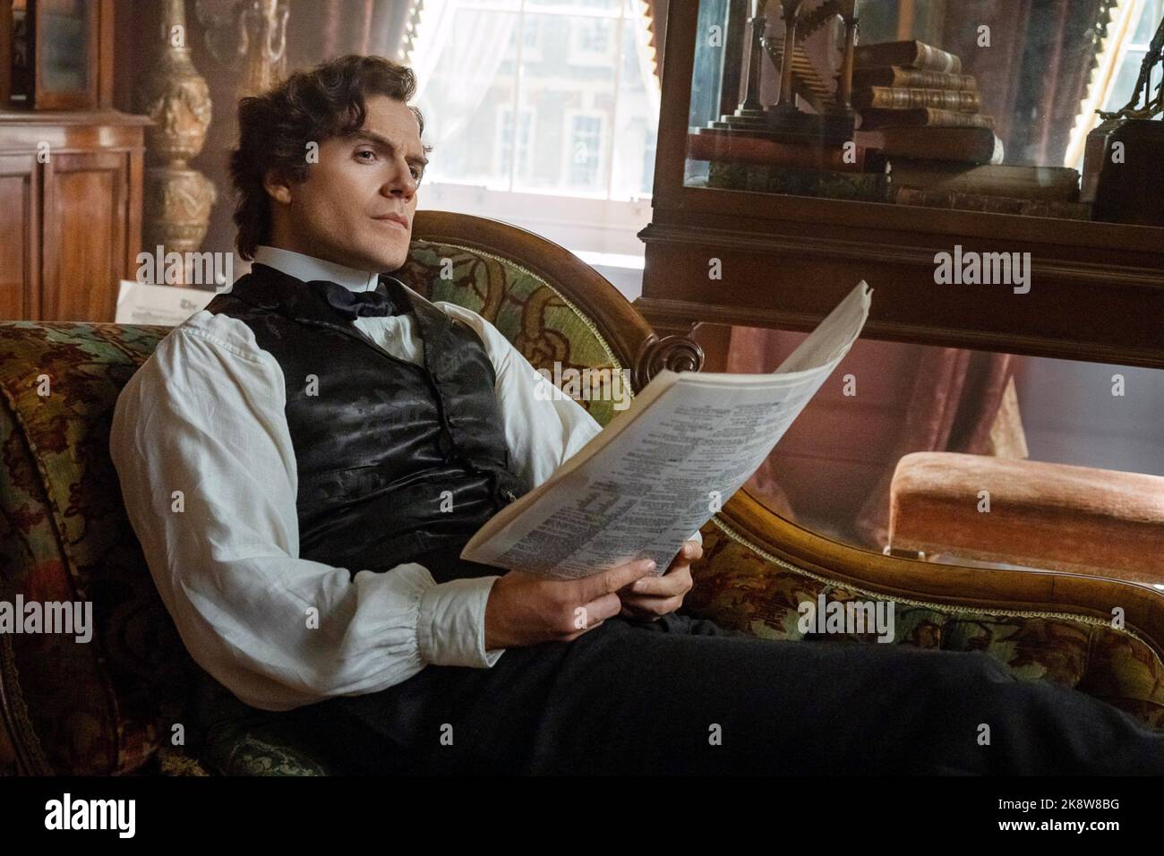 ENOLA HOLMES 2, Henry Cavill as Sherlock Holmes, 2022. ph: Alex Bailey ...