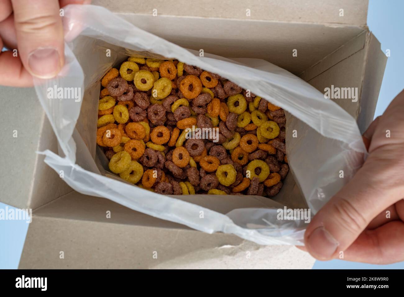 Cereal box open hi-res stock photography and images - Alamy