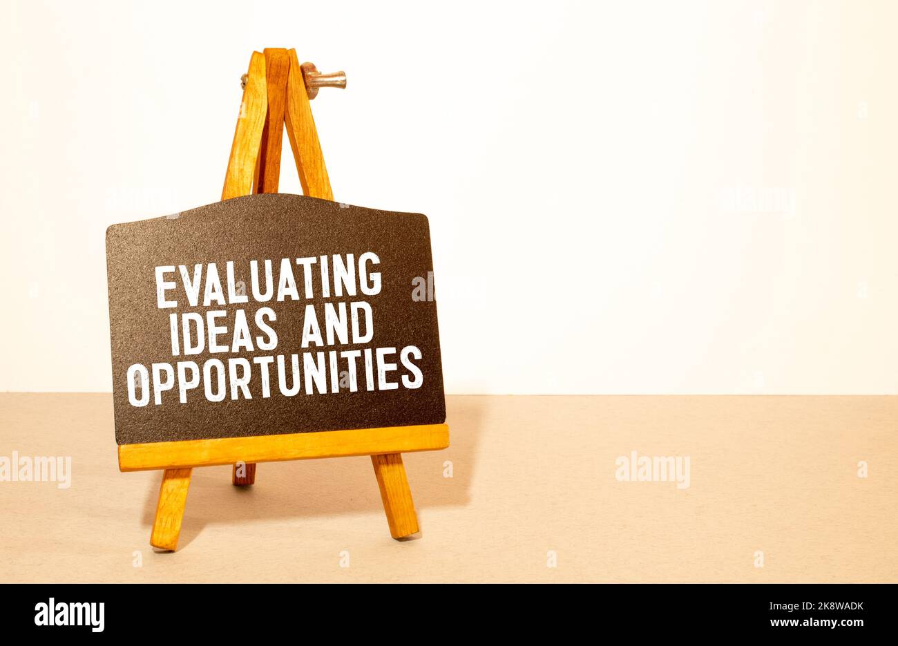 Create an overview hi-res stock photography and images - Alamy