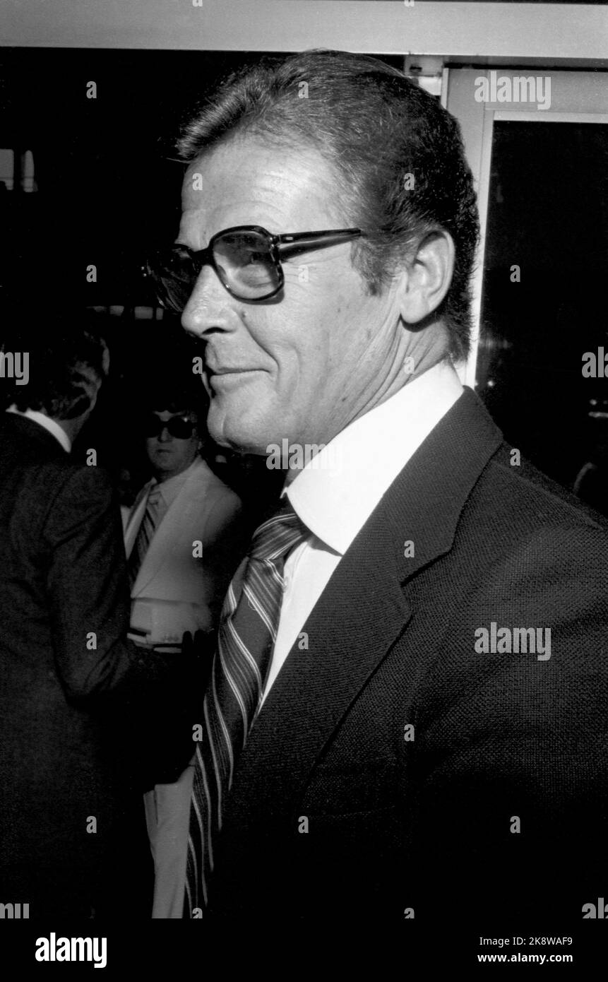 Roger Moore Circa 1980's Credit: Ralph Dominguez/MediaPunch Stock Photo ...