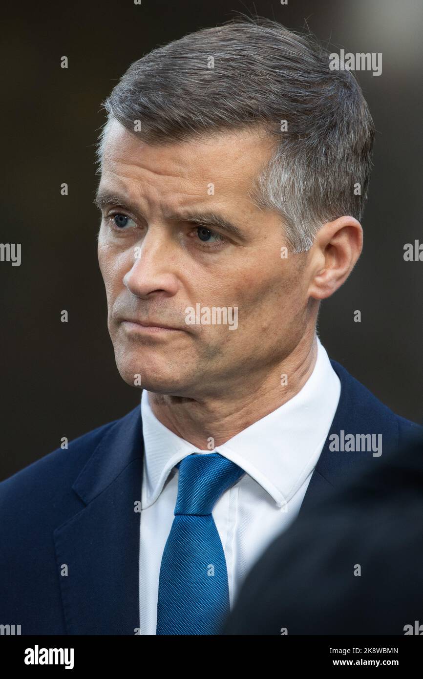 London, UK. 24th October, 2022. Mark Harper (r), Conservative MP for ...