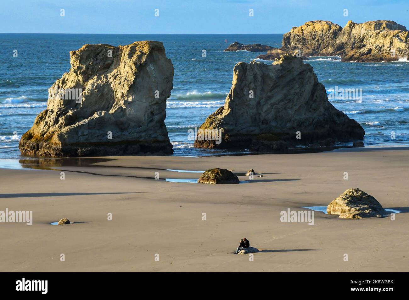 Daytime pacific hi-res stock photography and images - Alamy