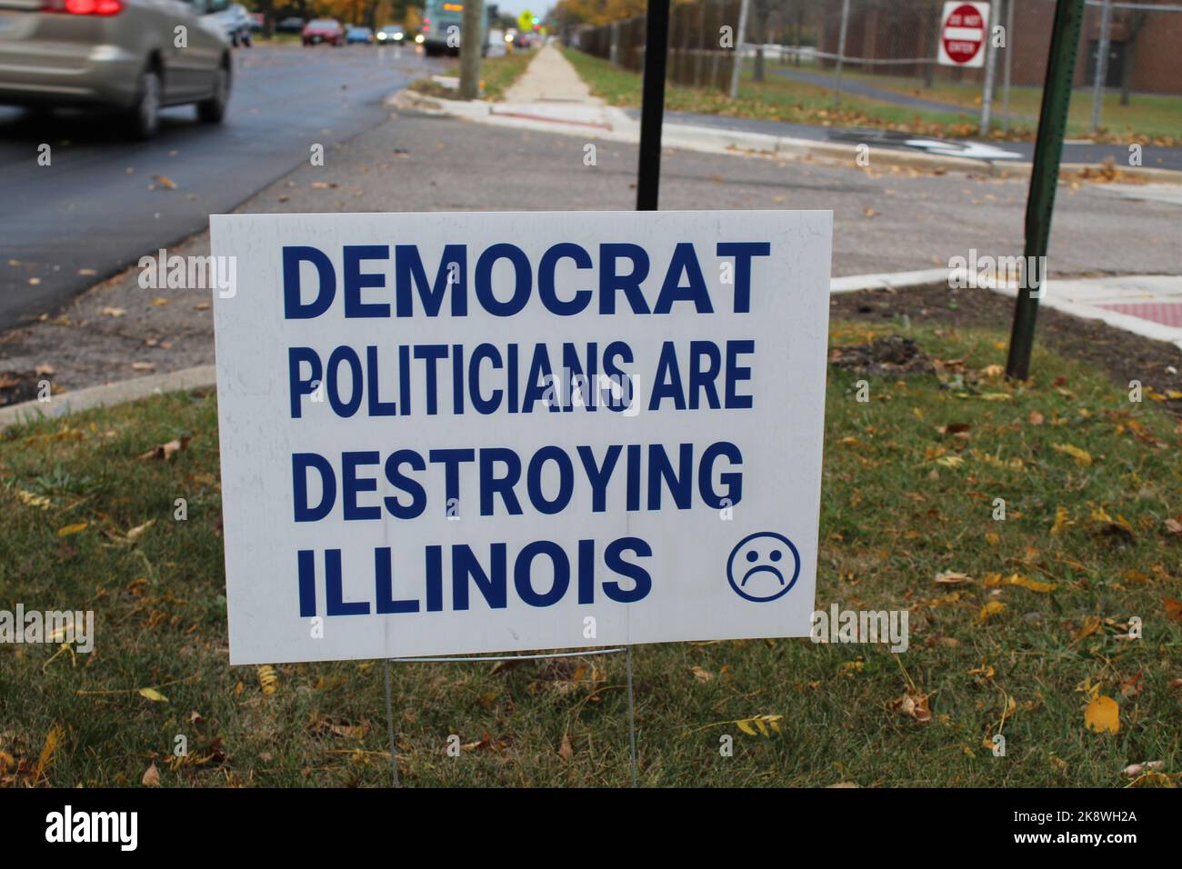 Niles sign hi-res stock photography and images - Alamy