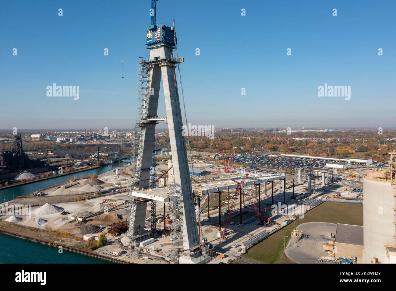 Detroit, Michigan, USA. 24th Oct, 2022. Construction on the U.S. side ...