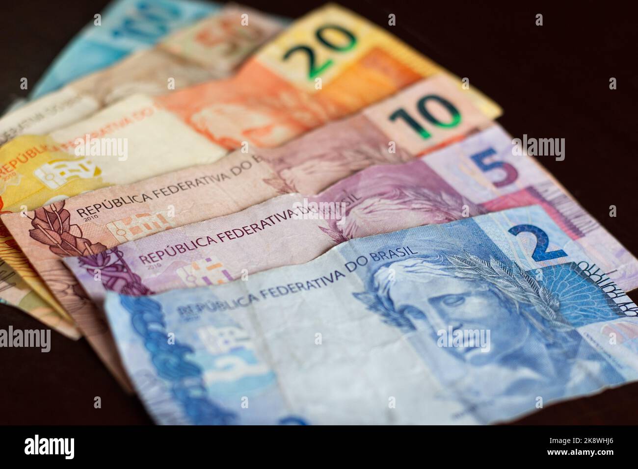Real banknotes hi-res stock photography and images - Alamy