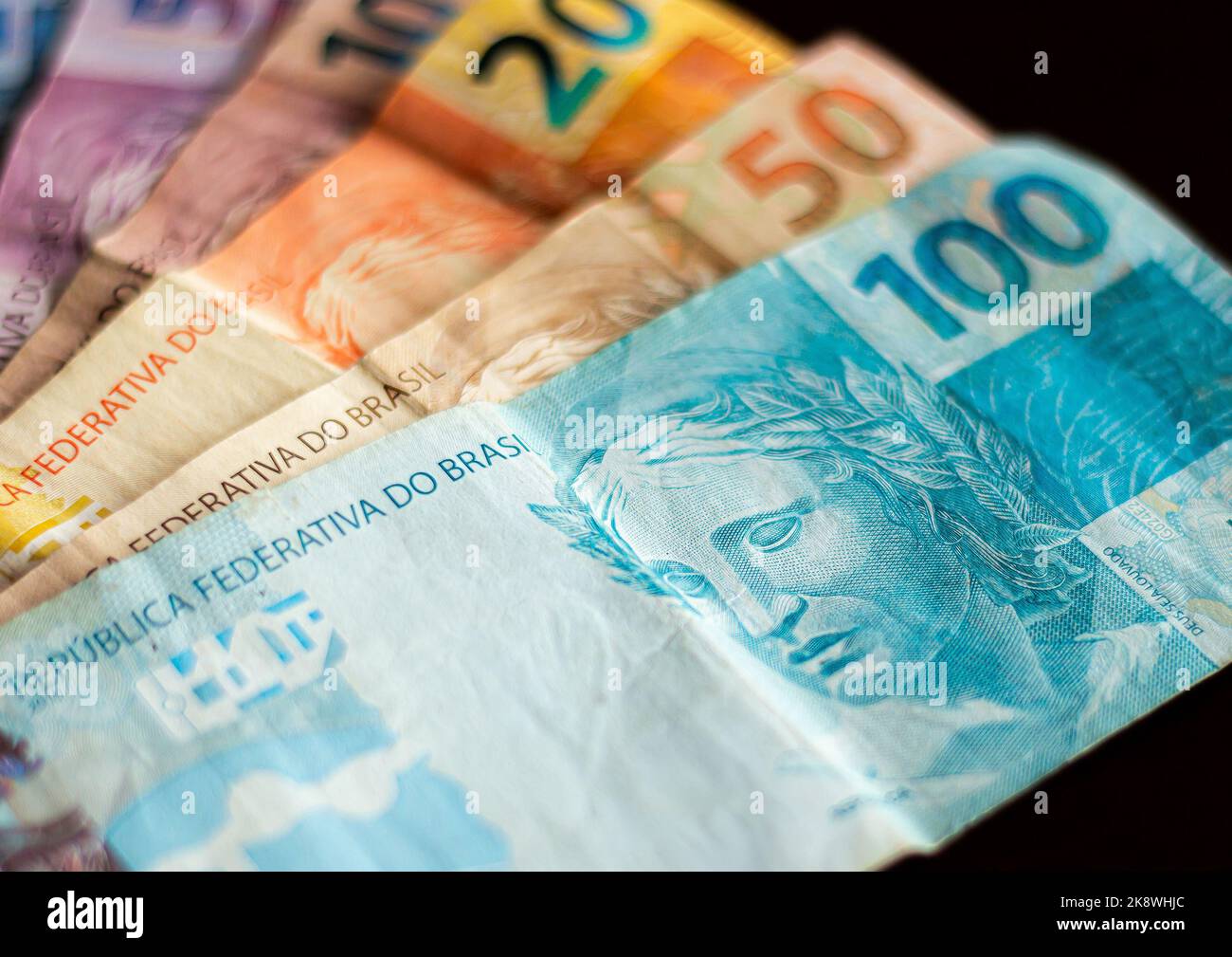 Real banknotes hi-res stock photography and images - Alamy