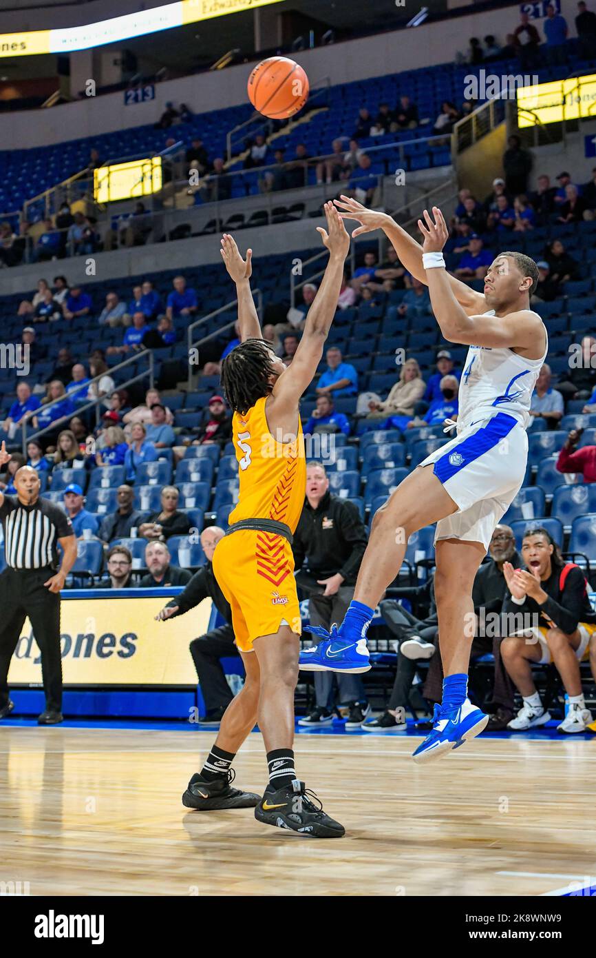 Umsl tritons hi-res stock photography and images - Alamy