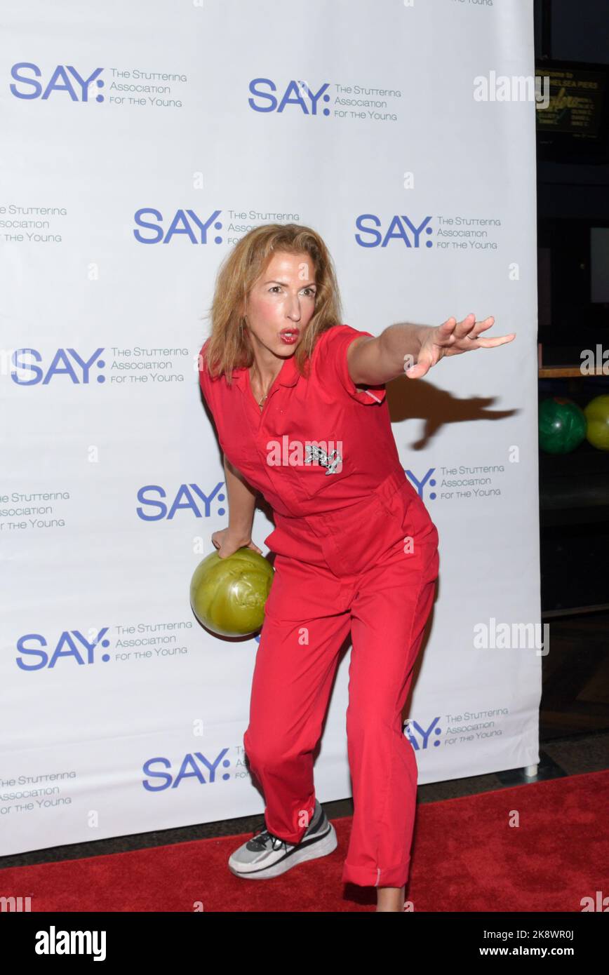 Bowlero chelsea piers hi-res stock photography and images - Alamy
