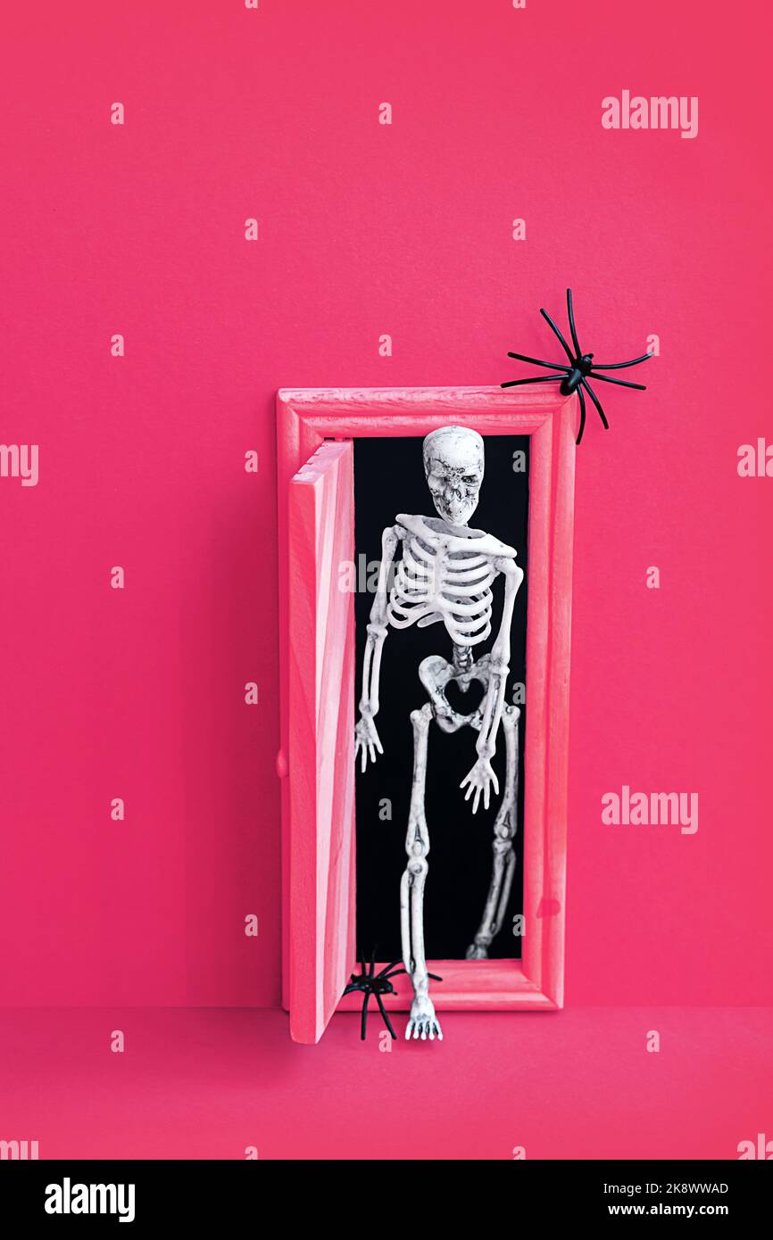 Storytelling concept minimal hi-res stock photography and images - Alamy