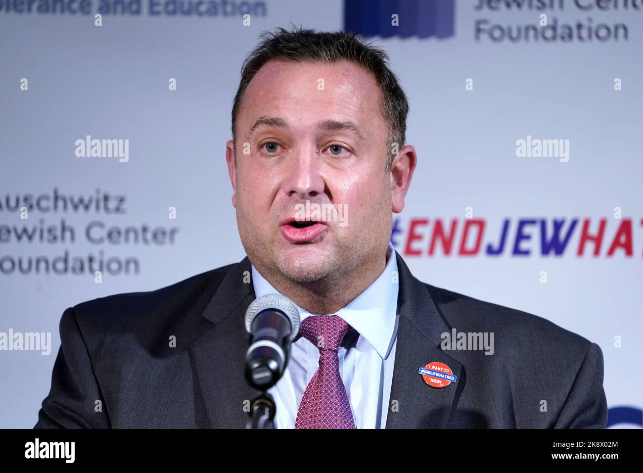 Gerard Filitti speaks during the #EndJewHatred Day event at the Center ...
