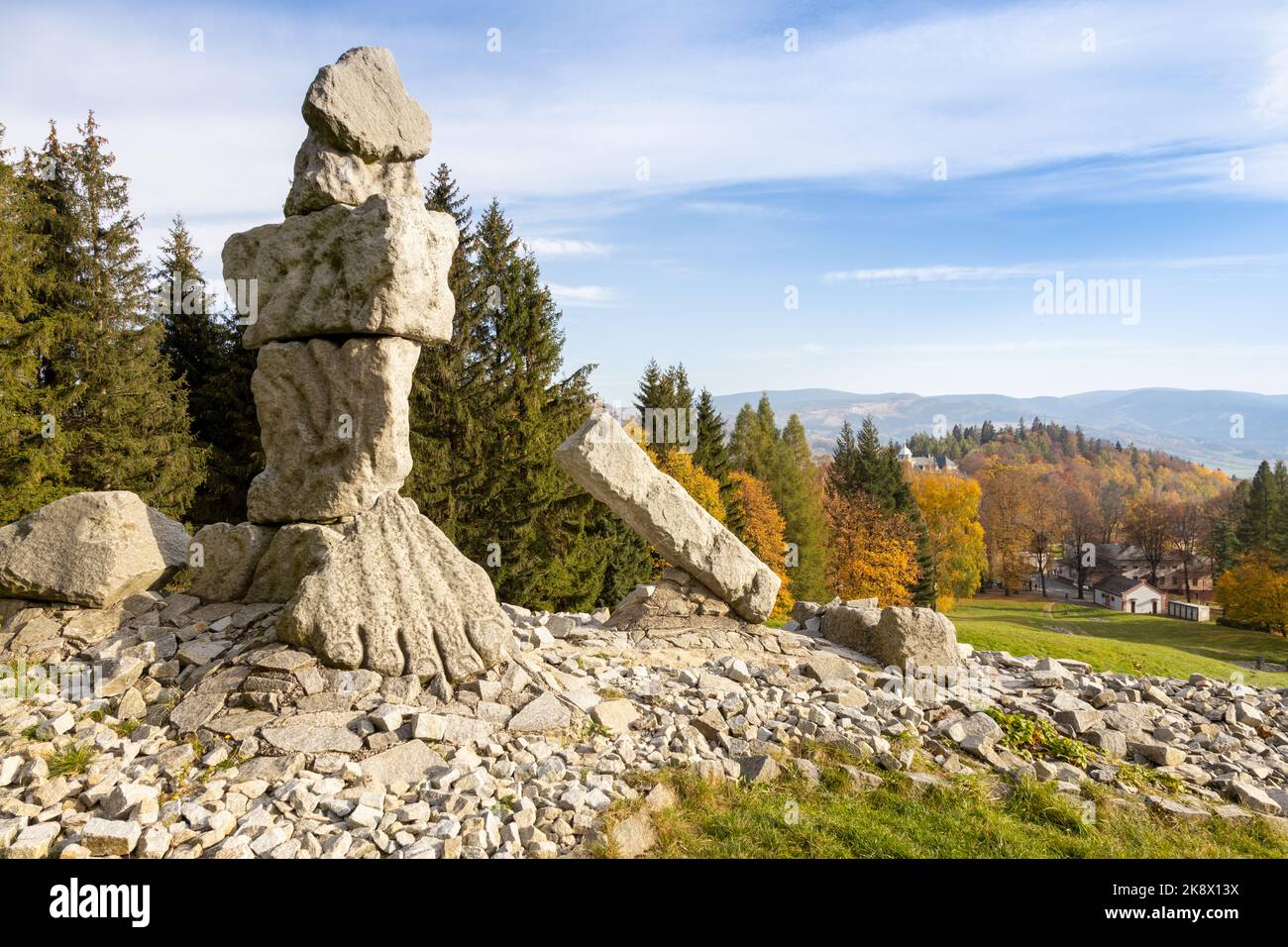 Kamenné mohyly, Jižní svah, Lázně Jeseník, Jeseníky, Česká republika ...