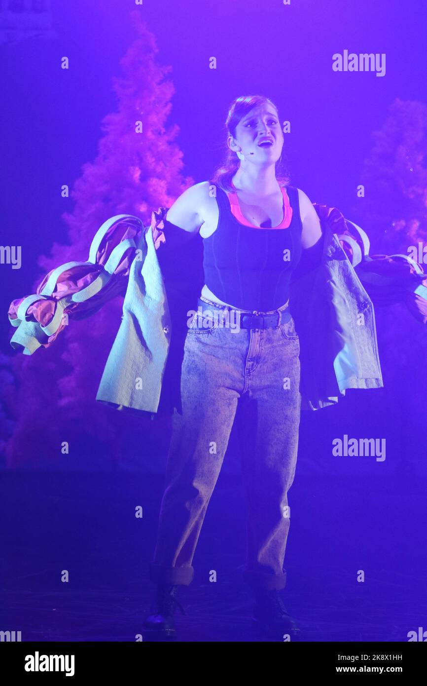 Brittanie shipway hi-res stock photography and images - Alamy