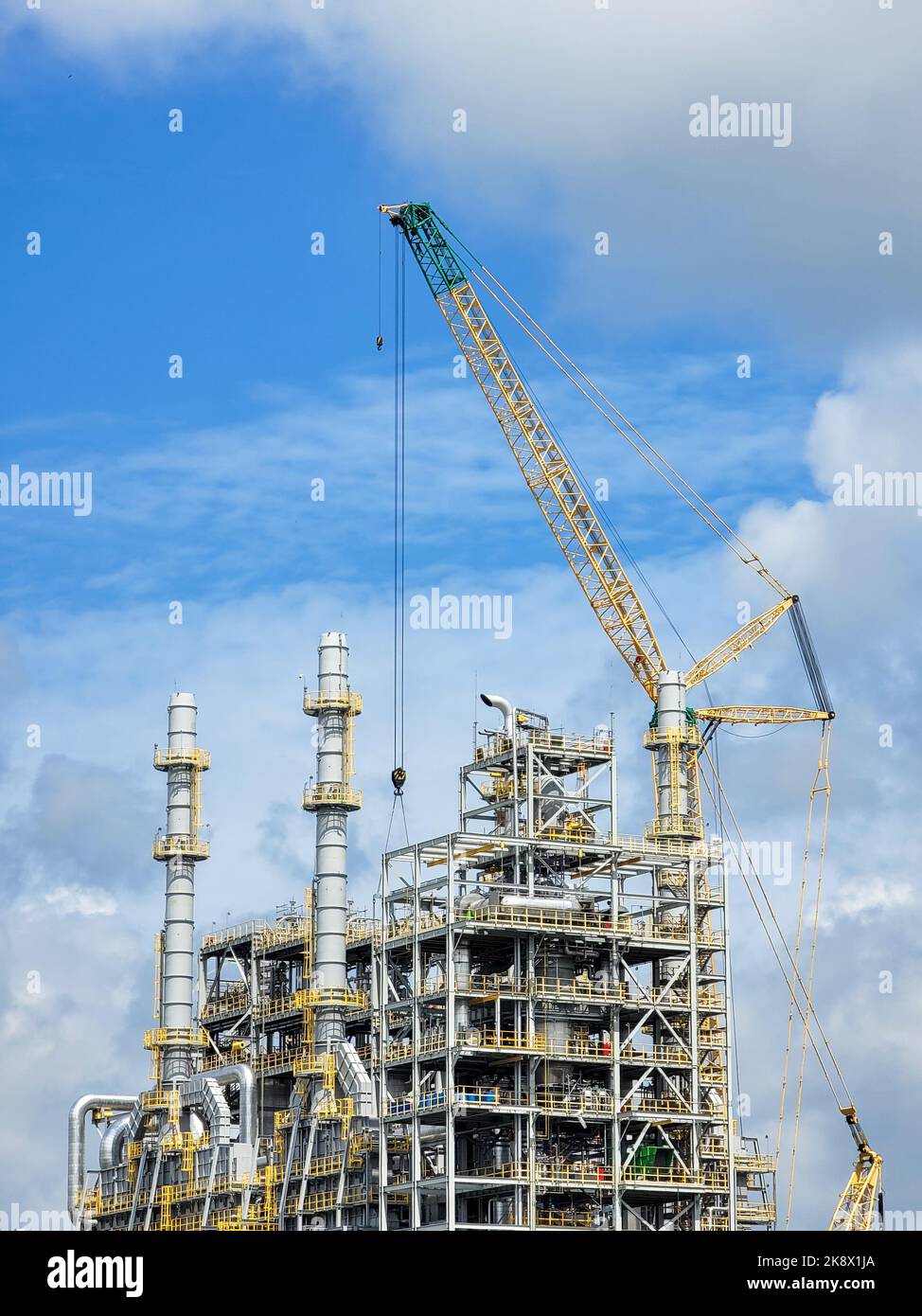 Crane and structure of plant Stock Photo - Alamy