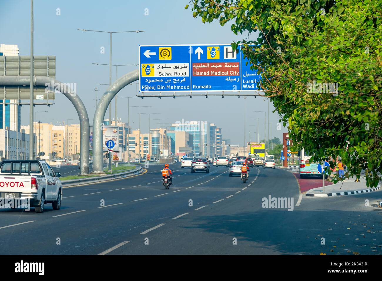 Lusail Corniche Road. Traffic lane and Sign Boards Stock Photo - Alamy