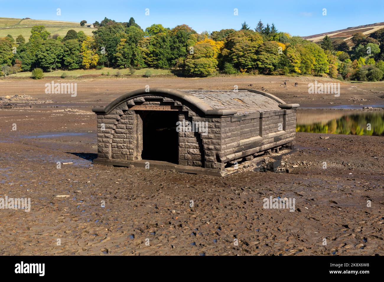 The usually submerged Pump House in Ladybower reservoir in the Peak ...