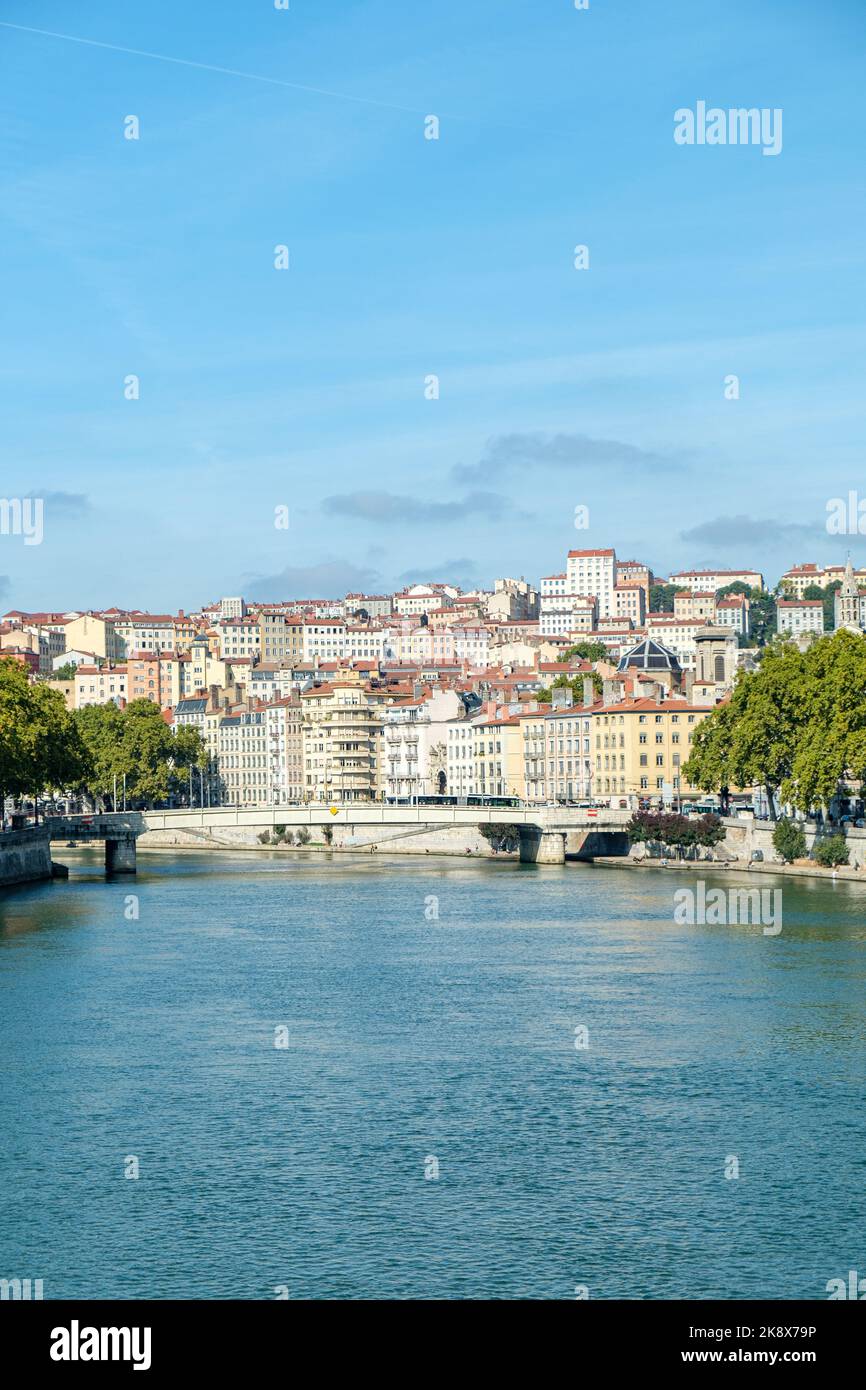 French city wildlife hi-res stock photography and images - Alamy