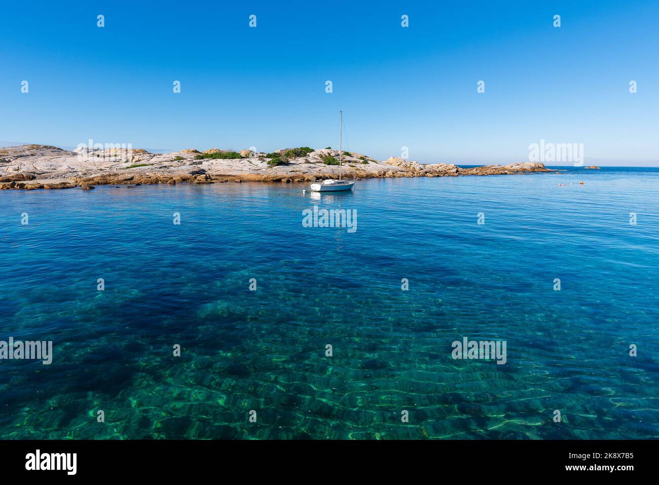 Seaside view at the east coast town of Bicheno Tasmania Stock Photo - Alamy