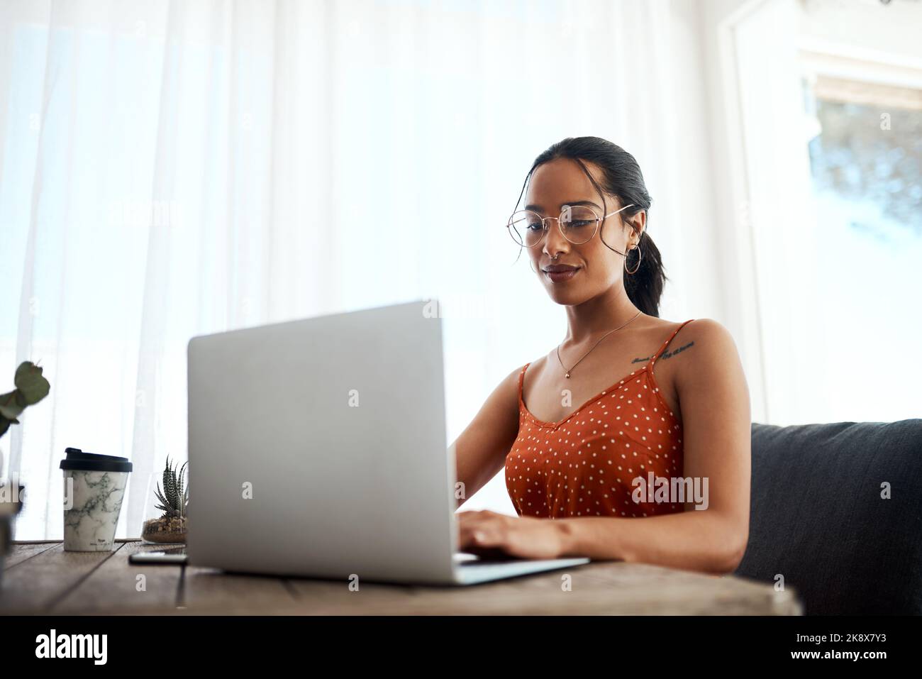 Attractive layout hi-res stock photography and images - Alamy