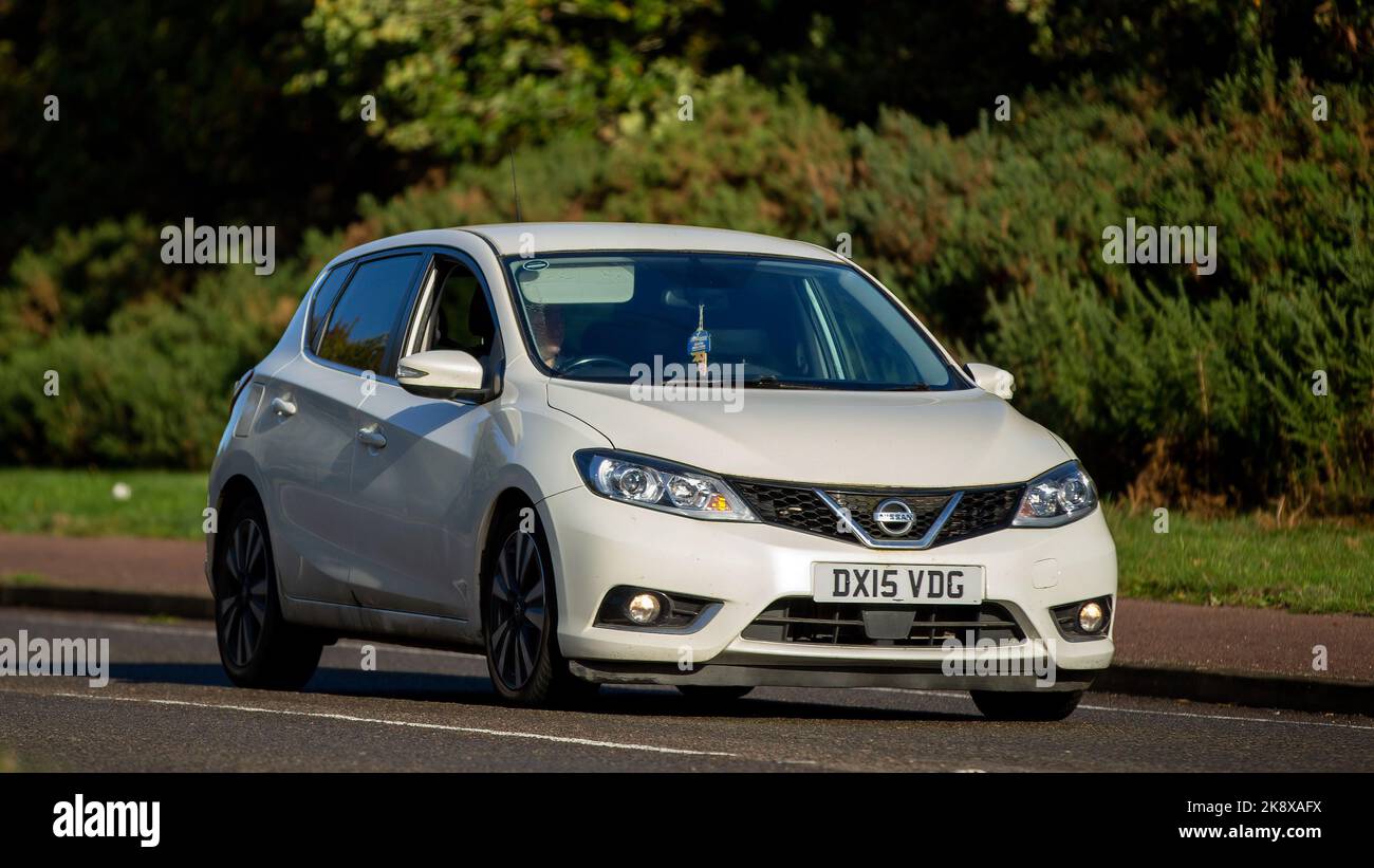 2015 white Nissan Pulsar Stock Photo - Alamy