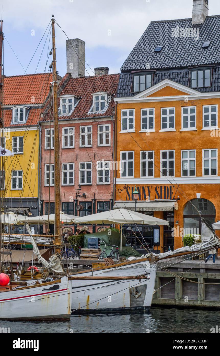 Historic buildings copenhagen hi-res stock photography and images - Alamy