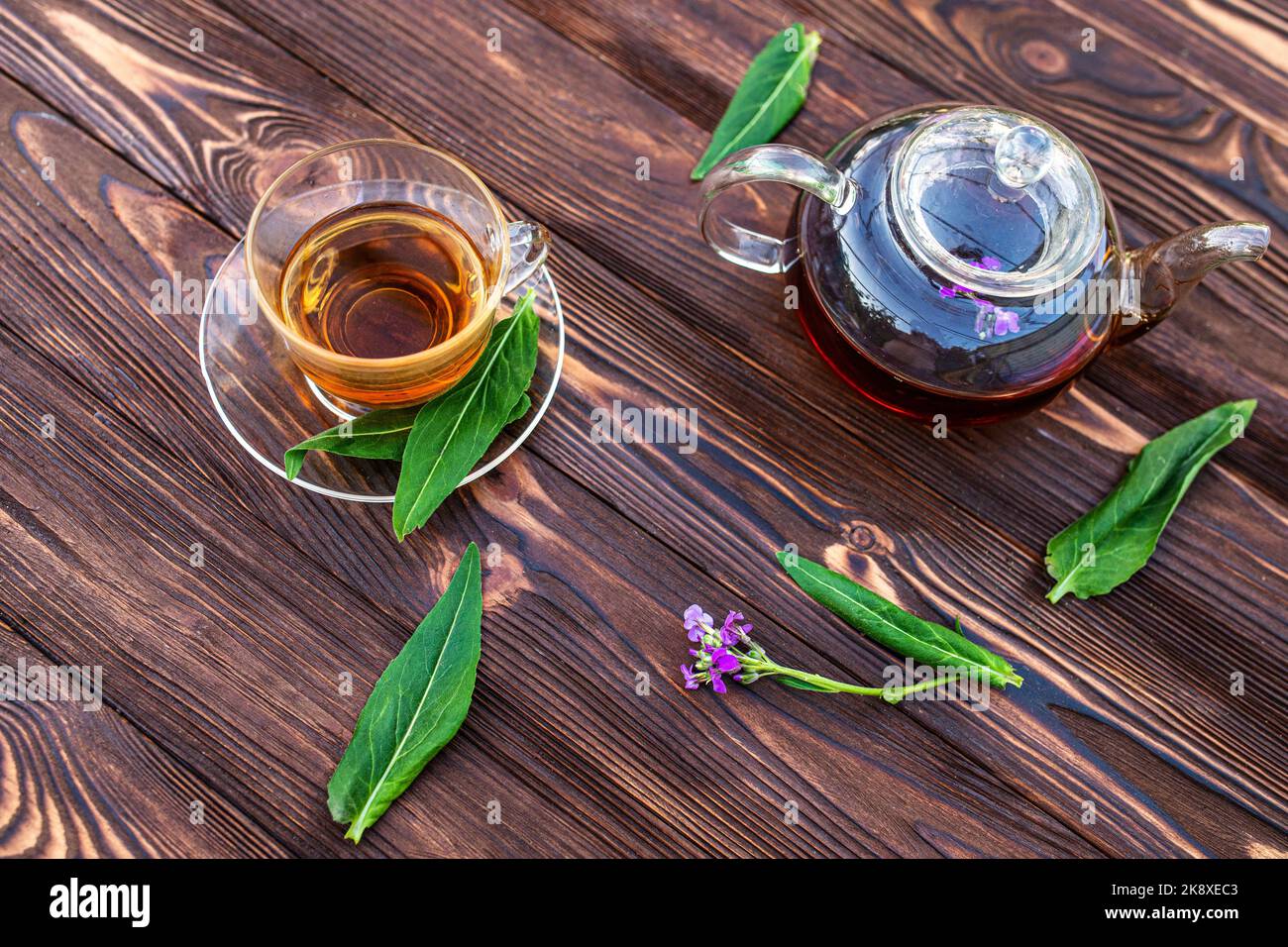 Gilly flower tea hi-res stock photography and images - Alamy