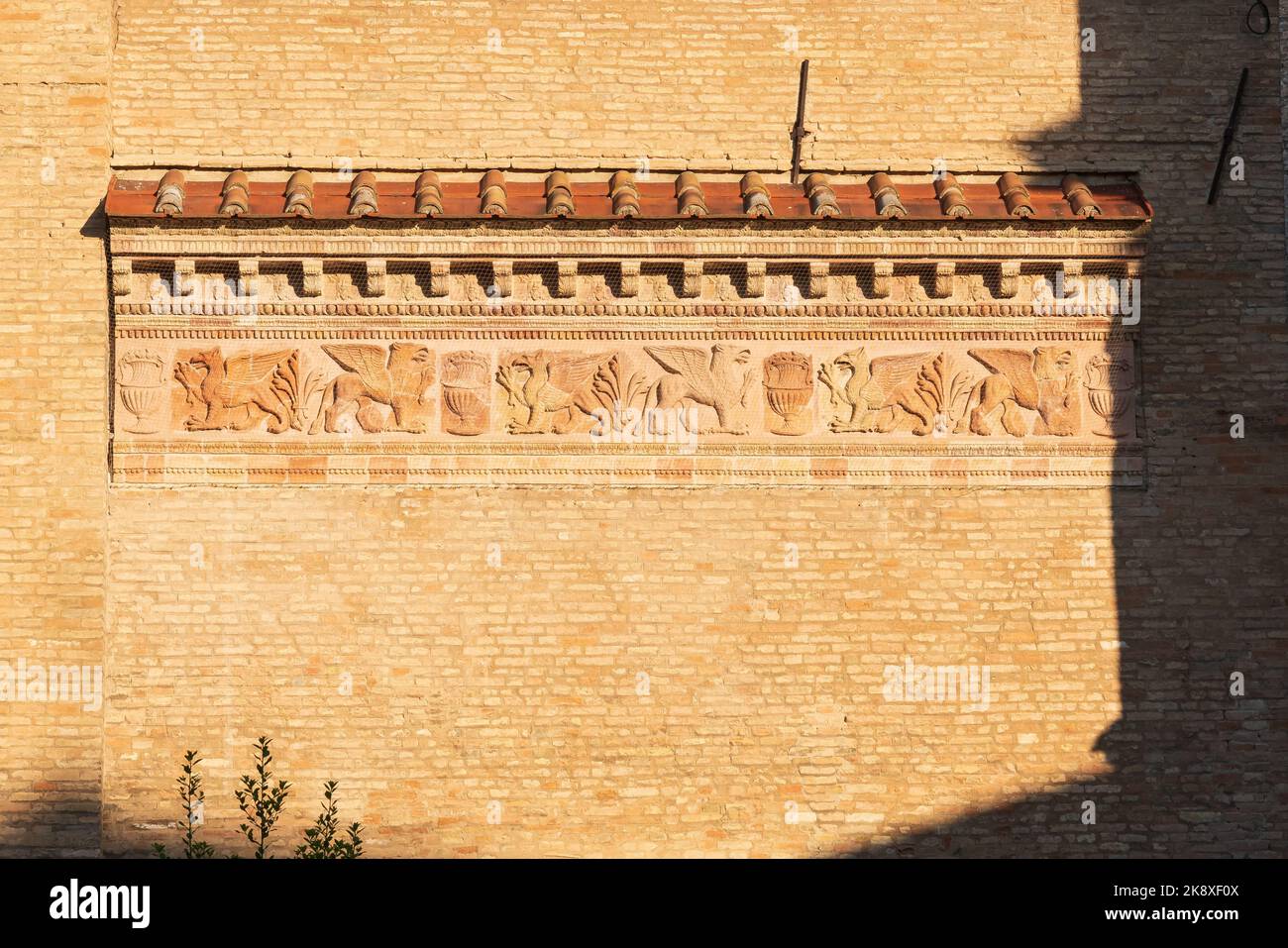 Basilica di San Vitale, one of the most important examples of early ...