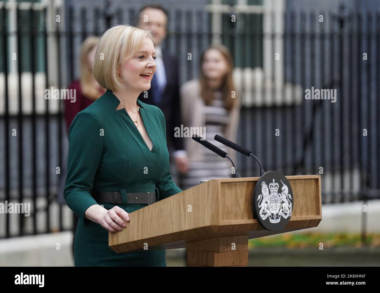 Outgoing Prime Minister Liz Truss making a speech outside 10 Downing ...