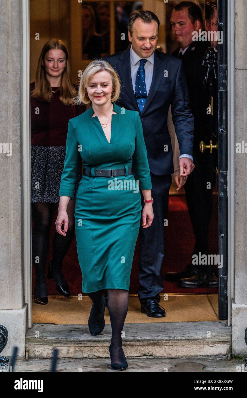 Liz truss husband hi-res stock photography and images - Alamy