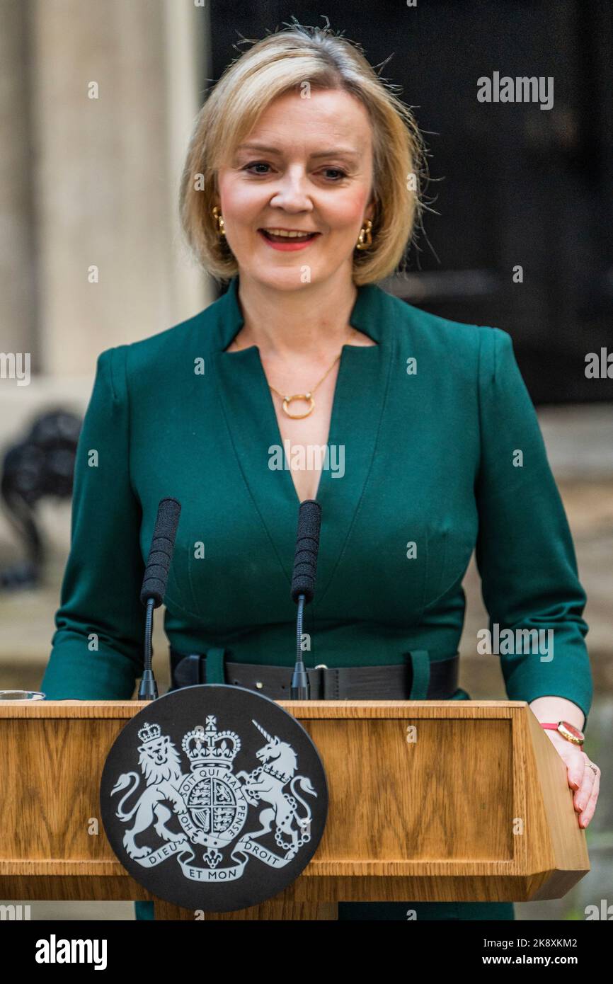 London, UK. 25th Oct, 2022. Liz Truss leaves Number 10 to see the King ...