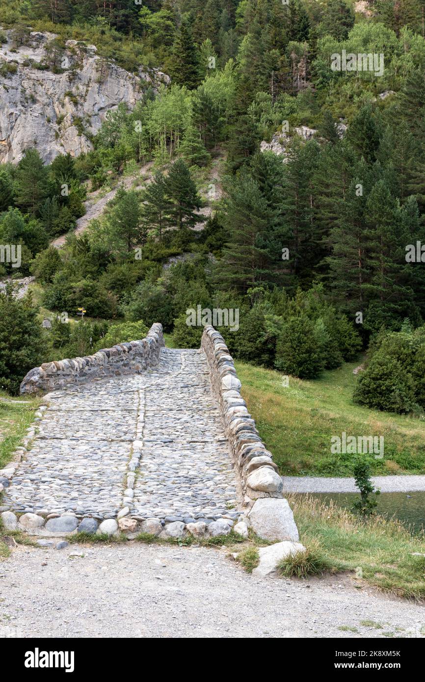 Pedestrian bridges in spain hi-res stock photography and images - Alamy