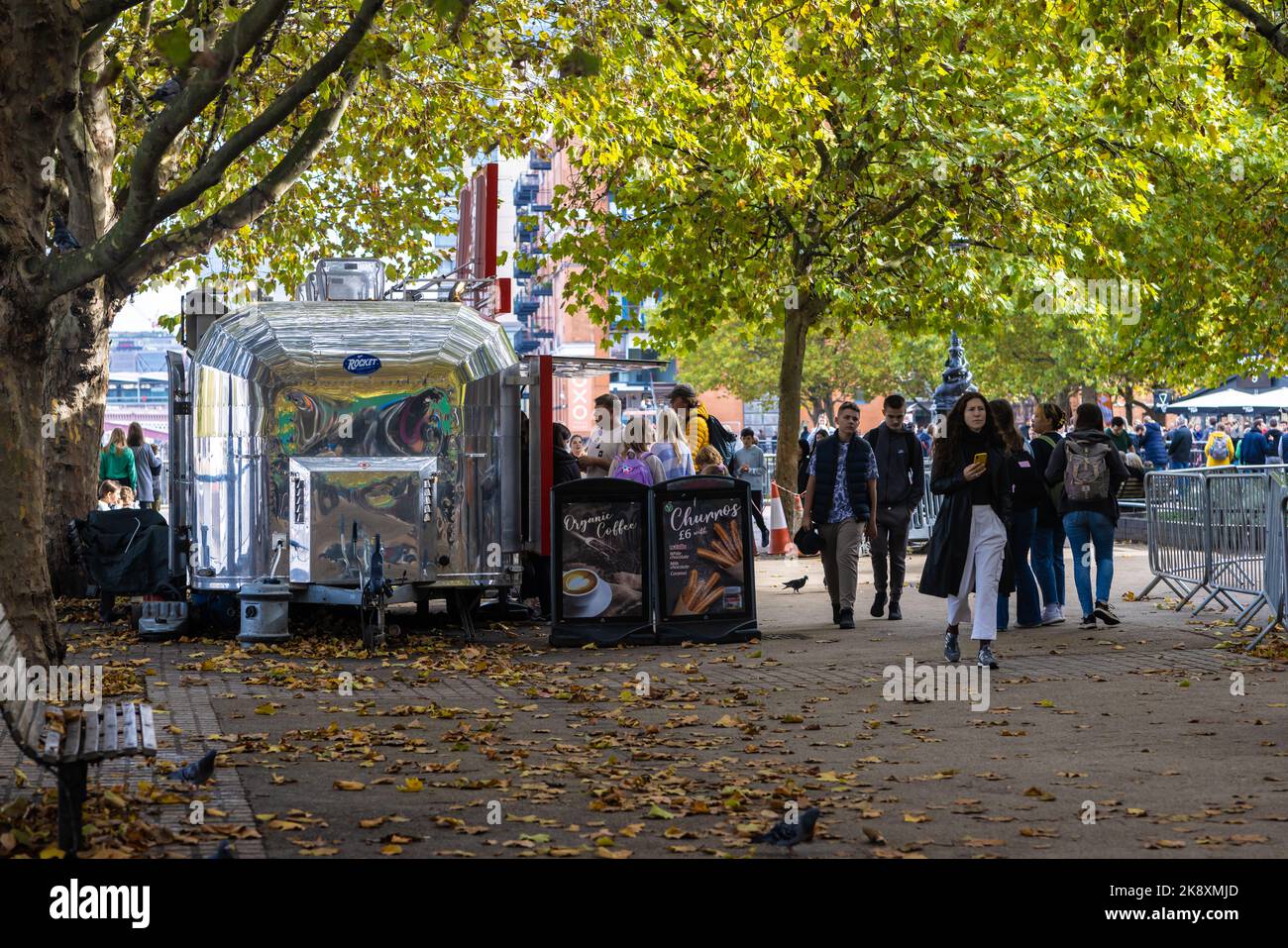 London Thames at Richmond and the Southbank Stock Photo - Alamy