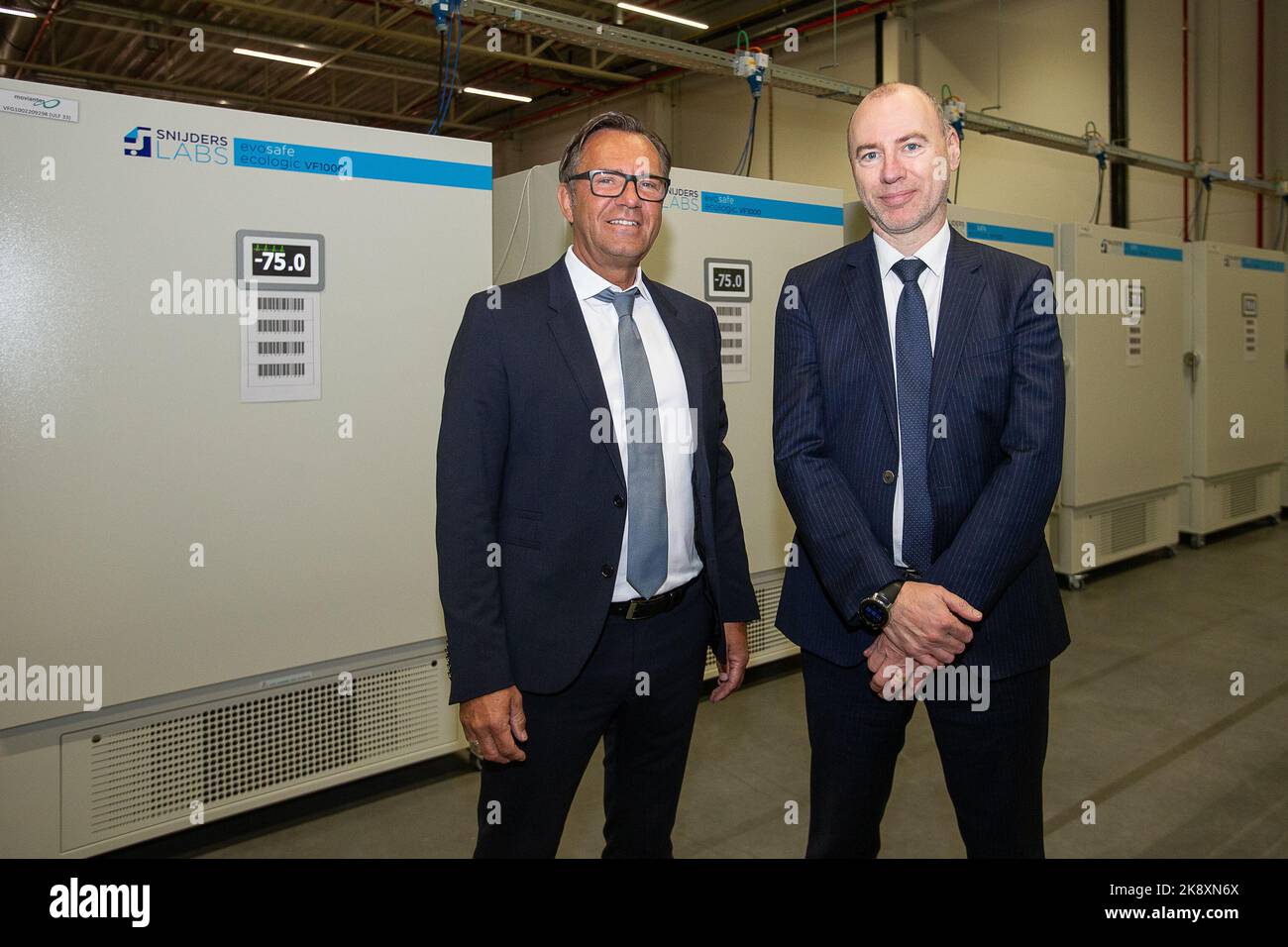 Movianto CEO Thomas Creuzberger and President FOD-SPF Dirk Ramaekers ...