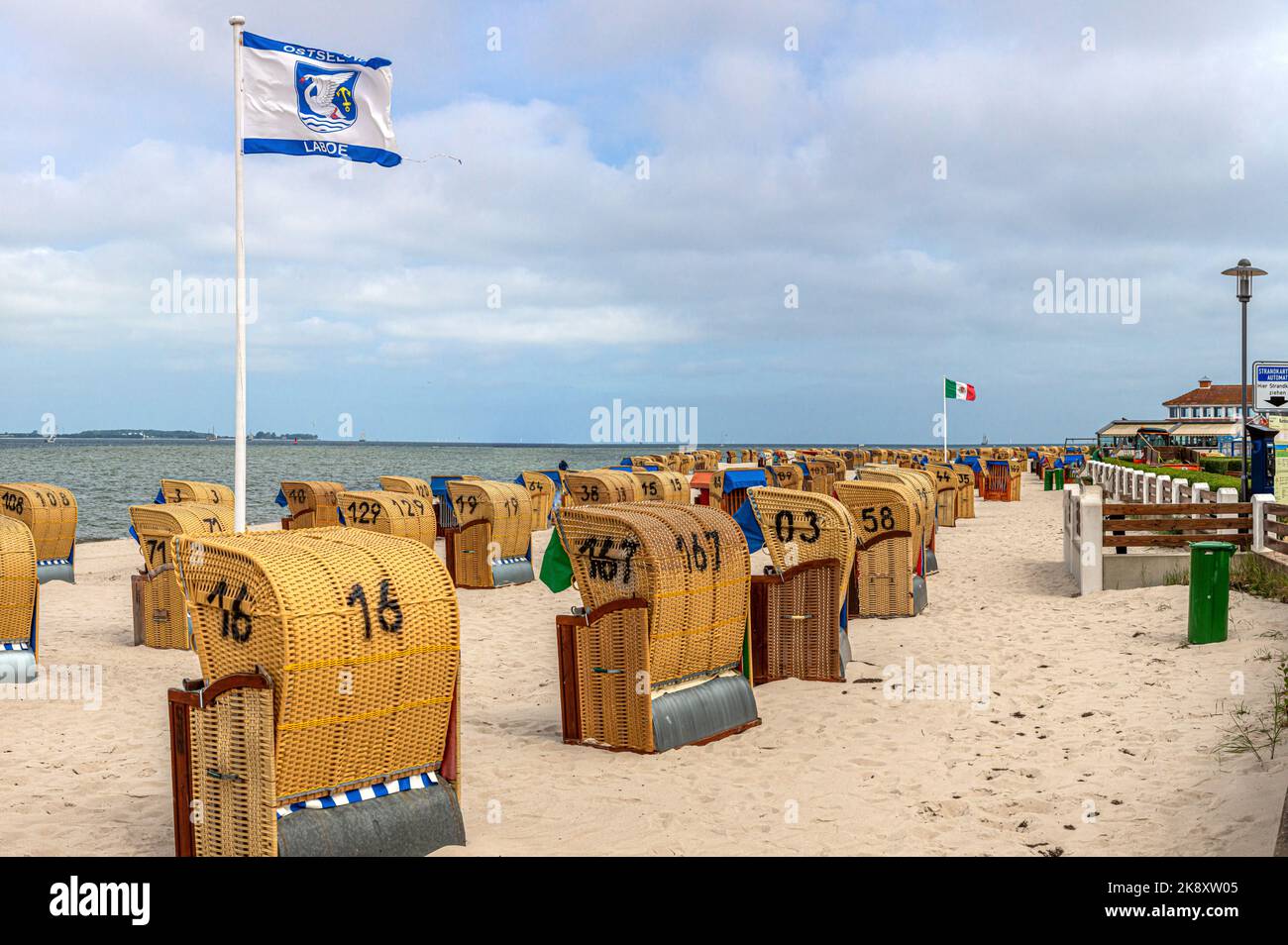 Wicker beach c hi-res stock photography and images - Alamy