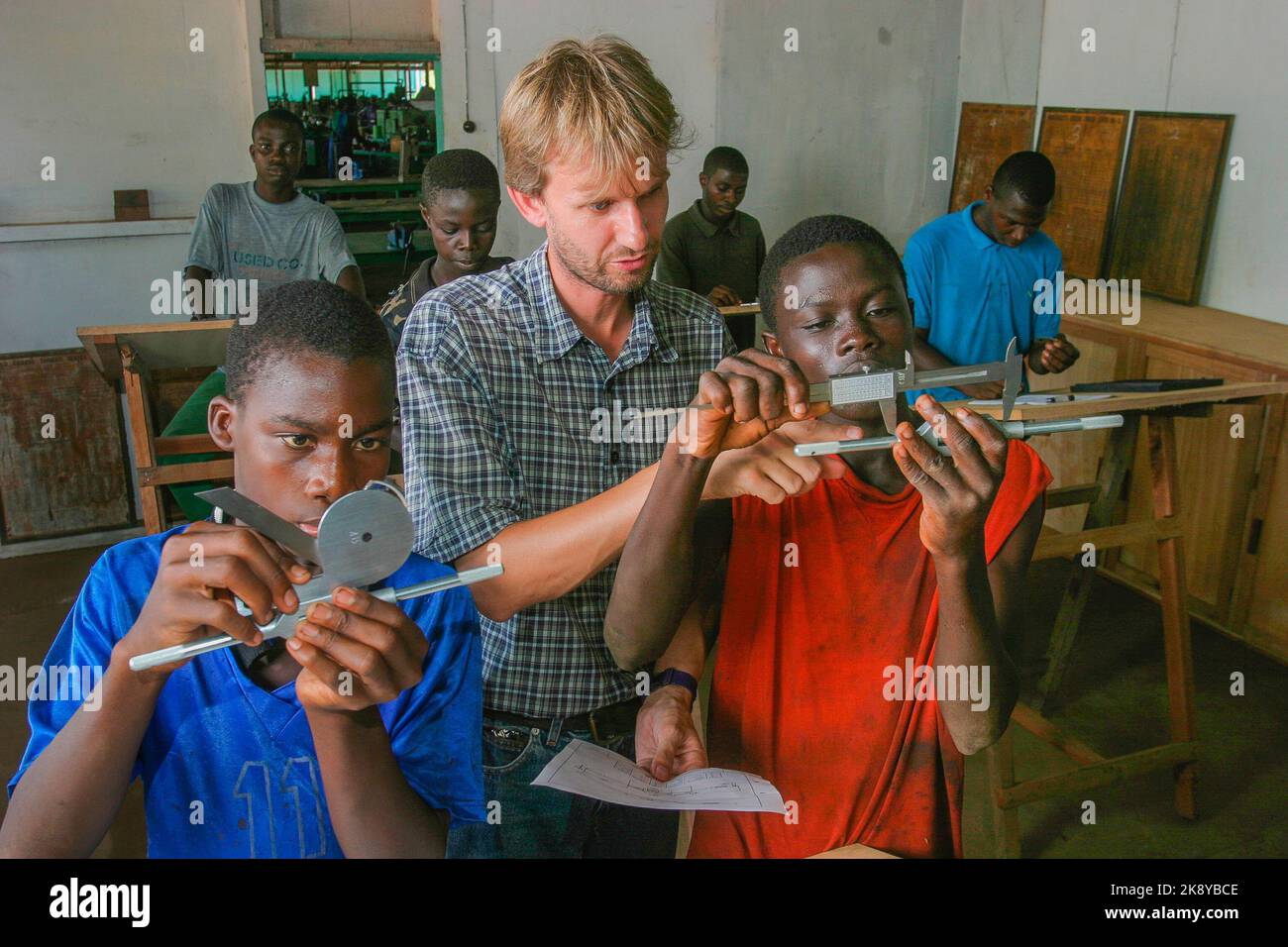 Ghana, Samreboi. Samartex timberfactory. An expat from Holland teaches ...