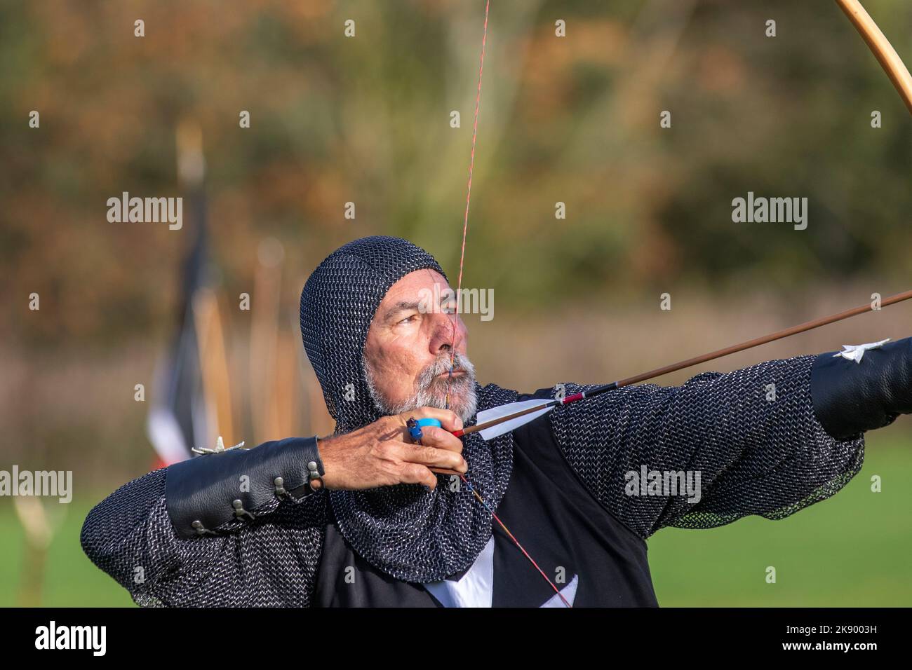 SAMLESBURY LONGBOW ARCHERS THE BATTLE OF AGINCOURT - 1415 reenactment ...