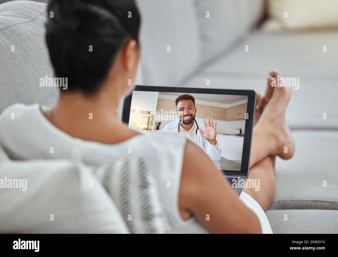 Telehealth meeting hi-res stock photography and images - Alamy