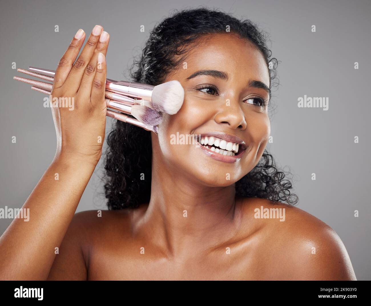Facial makeup store