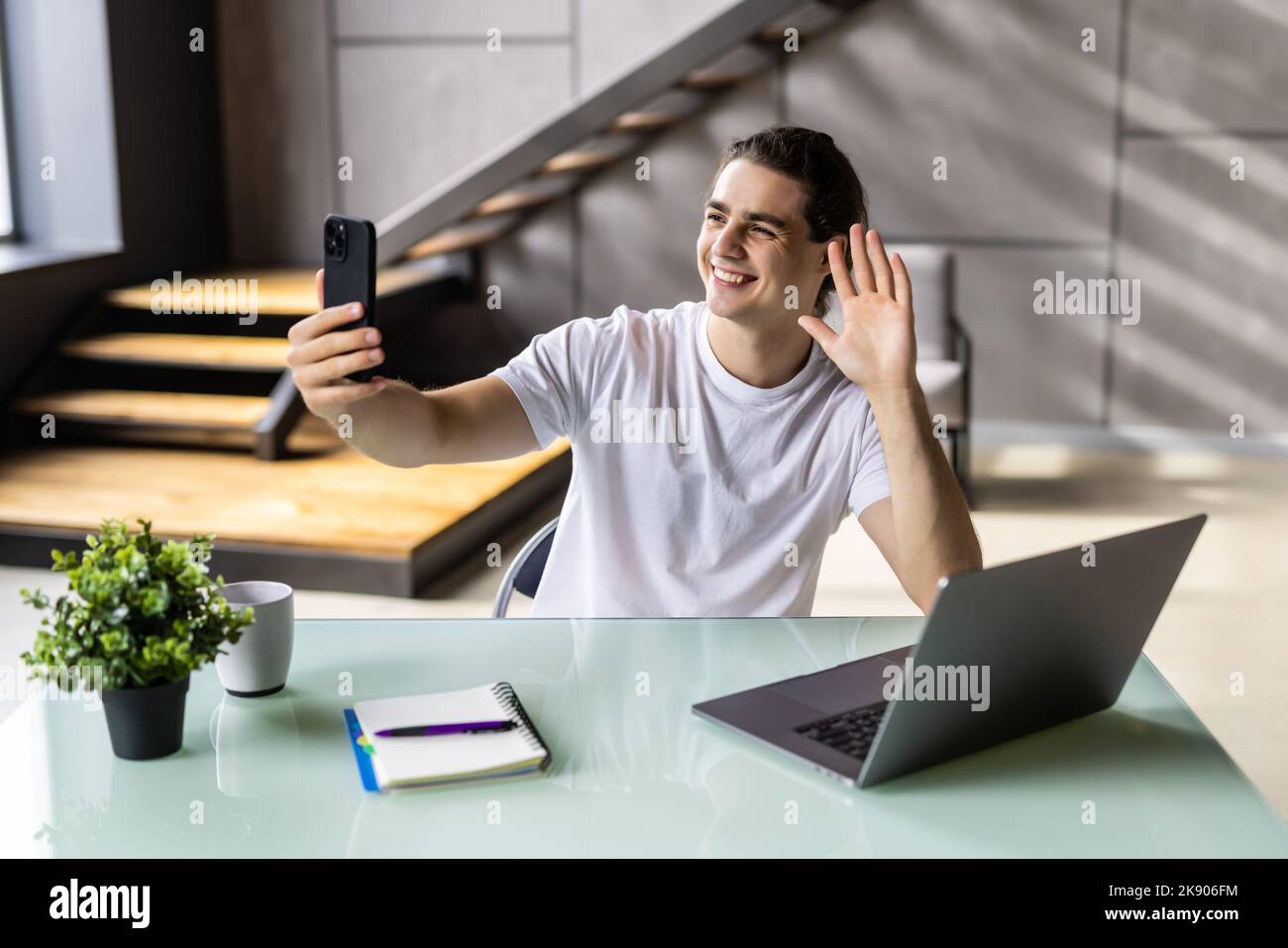 Young teenage businessman laptop hi-res stock photography and images ...