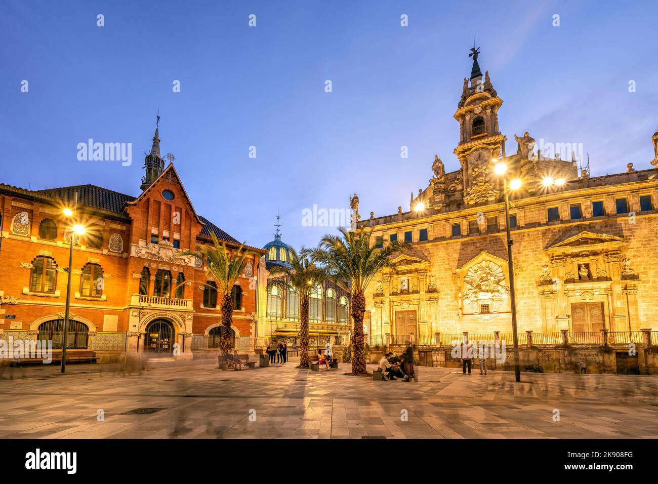 Scenic twilight view of the old town, Valencia, Spain Stock Photo - Alamy
