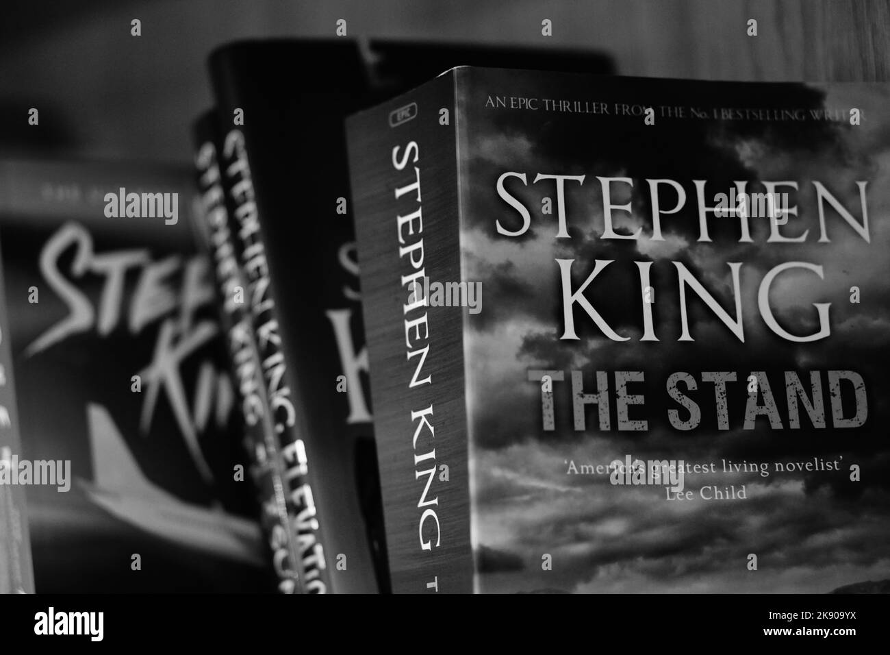 Stephen king book fantasy hi-res stock photography and images - Alamy