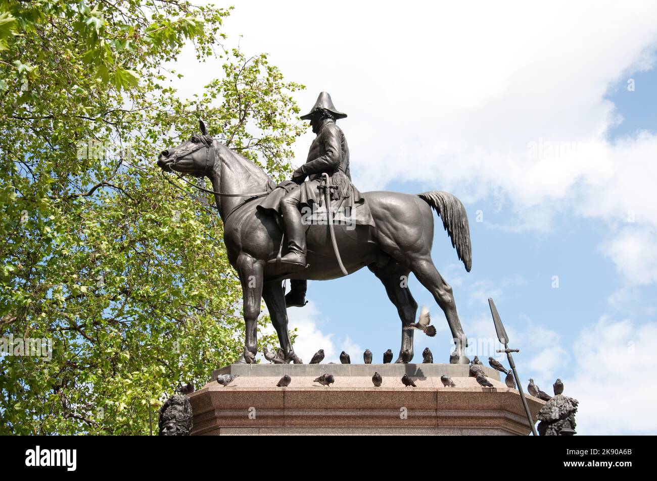 Wellington Statue and Monument, Hyde Park Corner, London, UK. The Duke ...