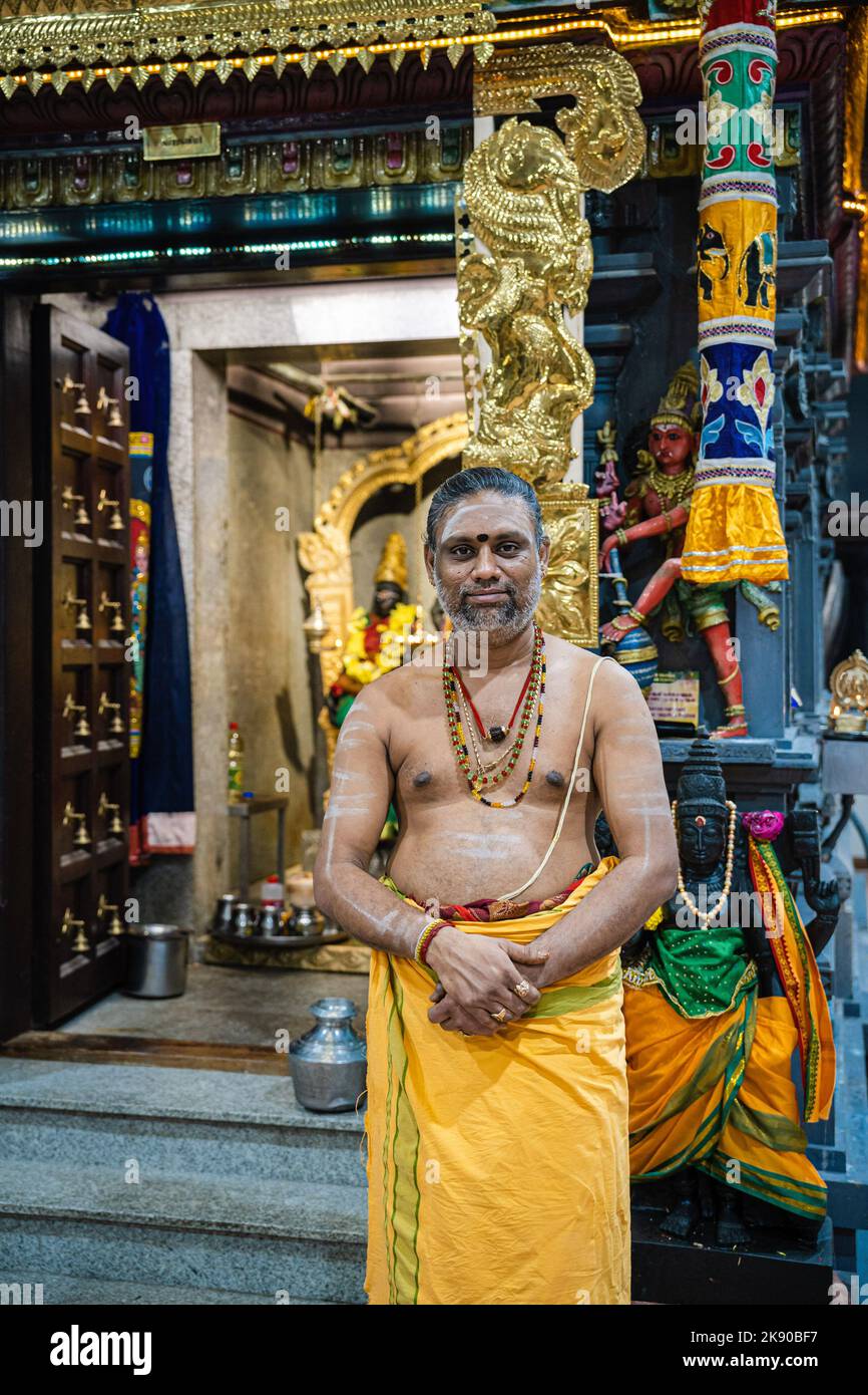 A pandit or Hindu Priest at Highgate Hill Murugan Temple. Diwali ...