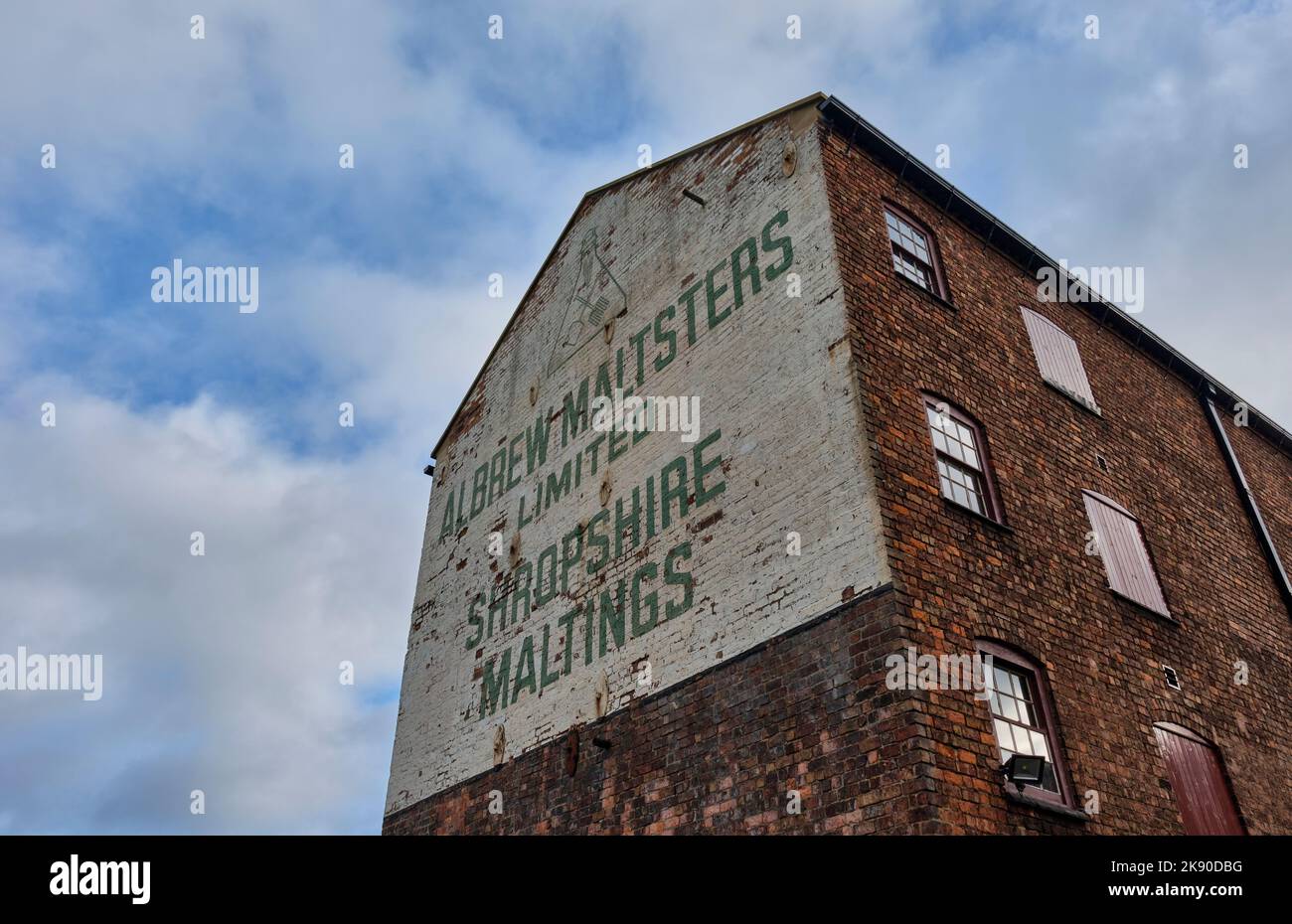 Shrewsbury Flaxmill Maltings (the World's first iron-framed building ...