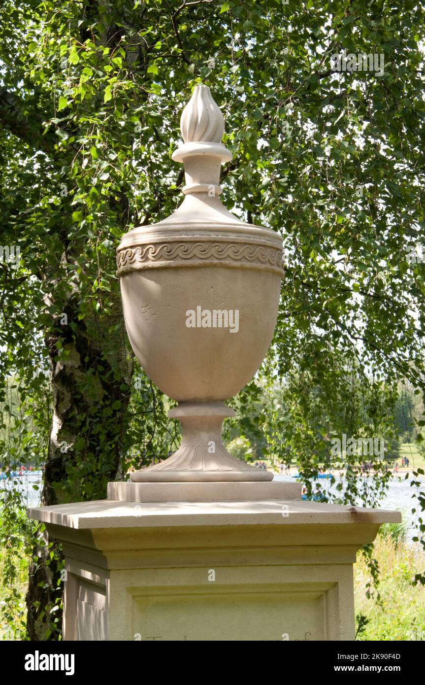 Queen caroline george ii hi-res stock photography and images - Alamy