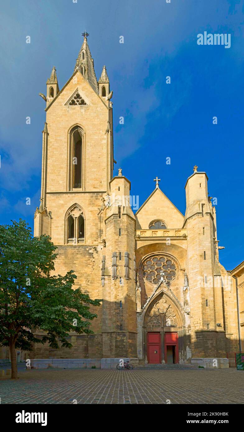 AIX EN PROVENCE, FRANCE - JULY 8, 2015: The soaring towers and the bell ...