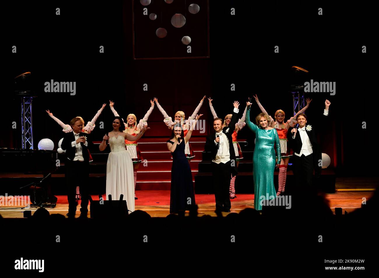 Christoph Schröter, Heiko Reissig,Edward Lee und Nicole Rhosslyn,Karin ...