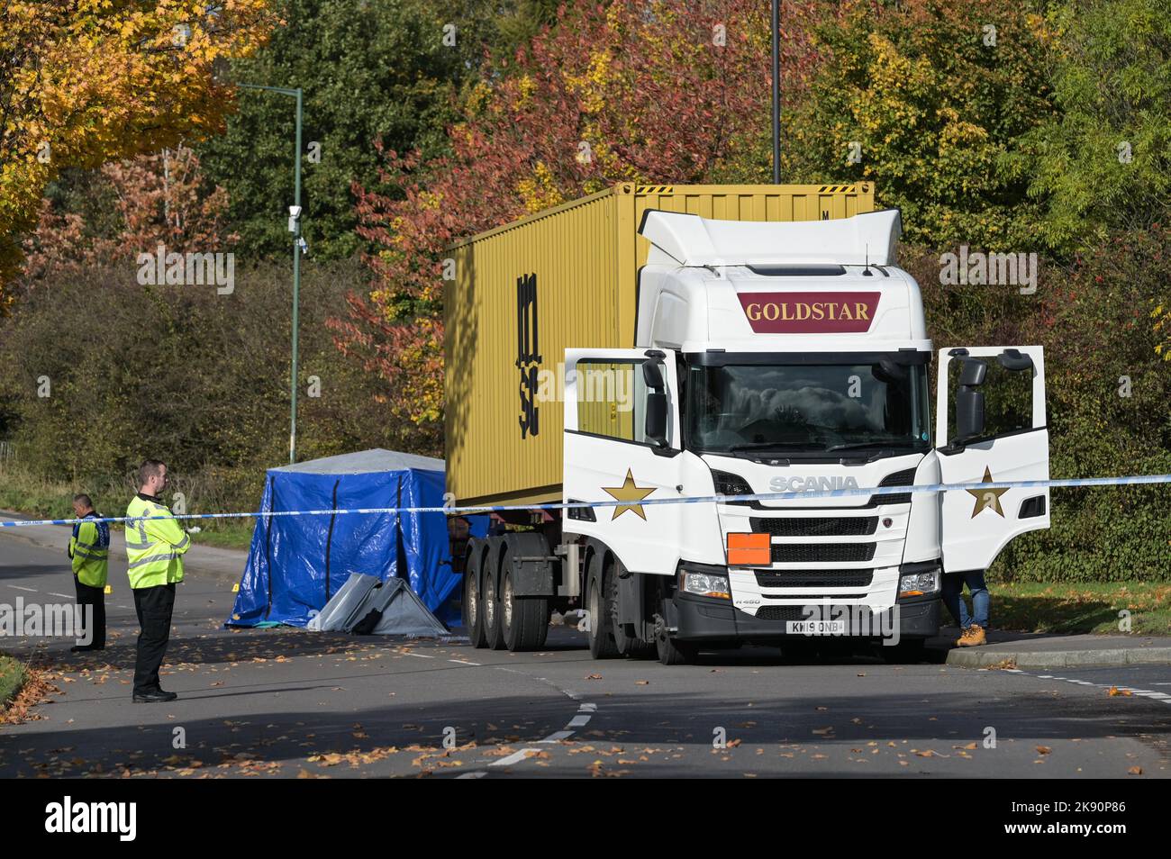 Northgate, Aldridge, October 25th 2022. - Police erected several ...