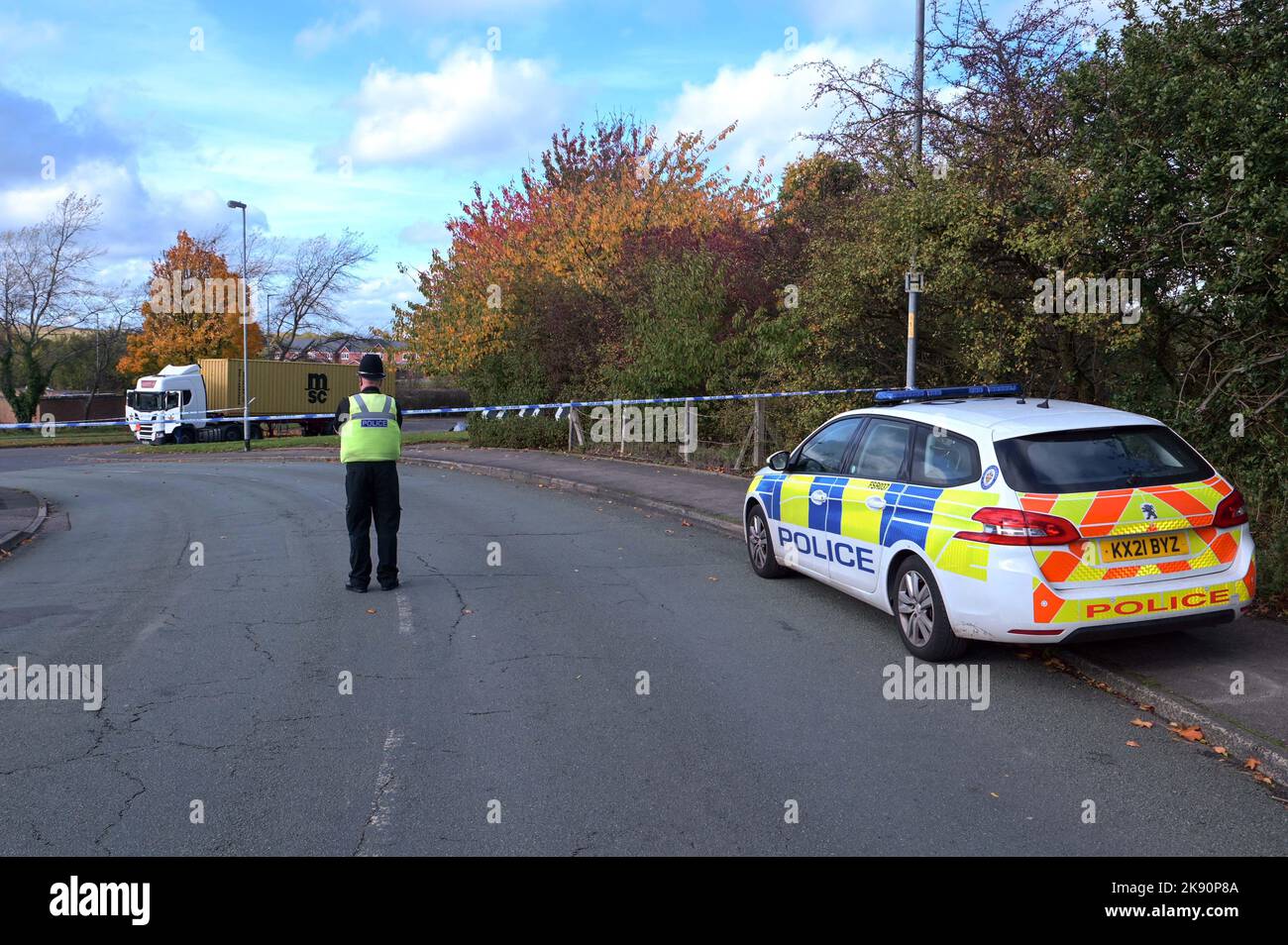 Northgate, Aldridge, October 25th 2022. - Police erected several ...