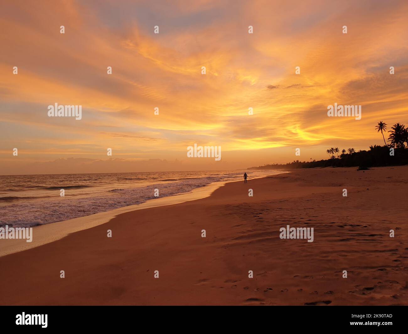 Kandy beach hi-res stock photography and images - Alamy