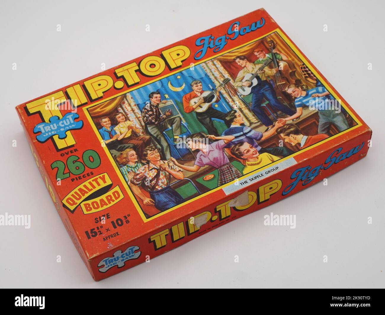 Vintage jigsaw boxes from the Sixties, bright painted illustrations of ...